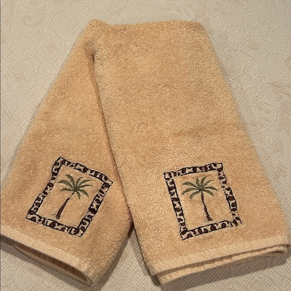 Sage Island Spa | Bath | Palm Tree Embroidered Tan Hand Towel Set ...